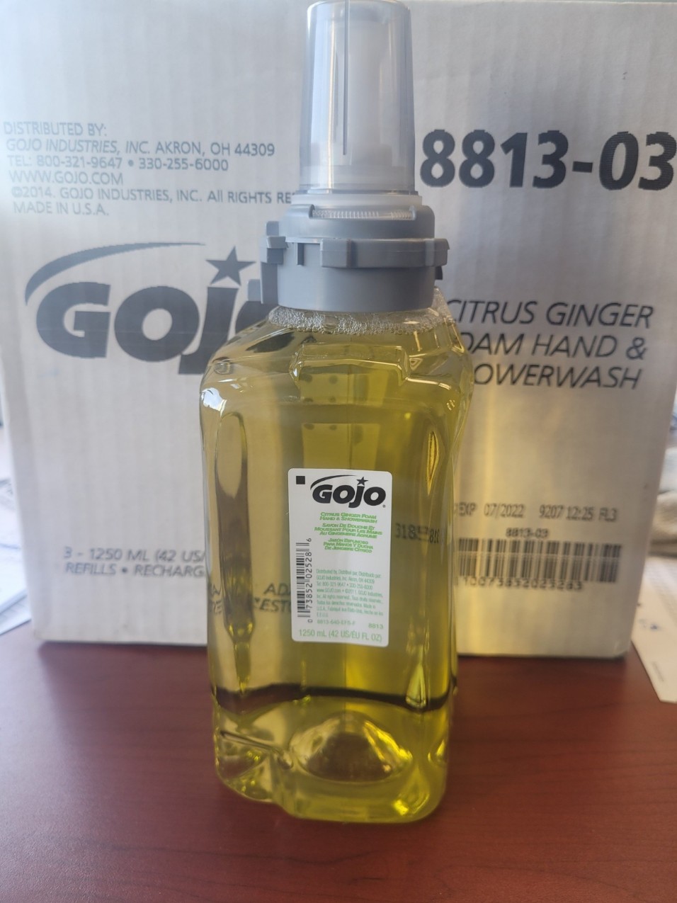 GOJO® 8813-03 Citrus Ginger Foam Hand & Showerwash 3 x 1250 ml